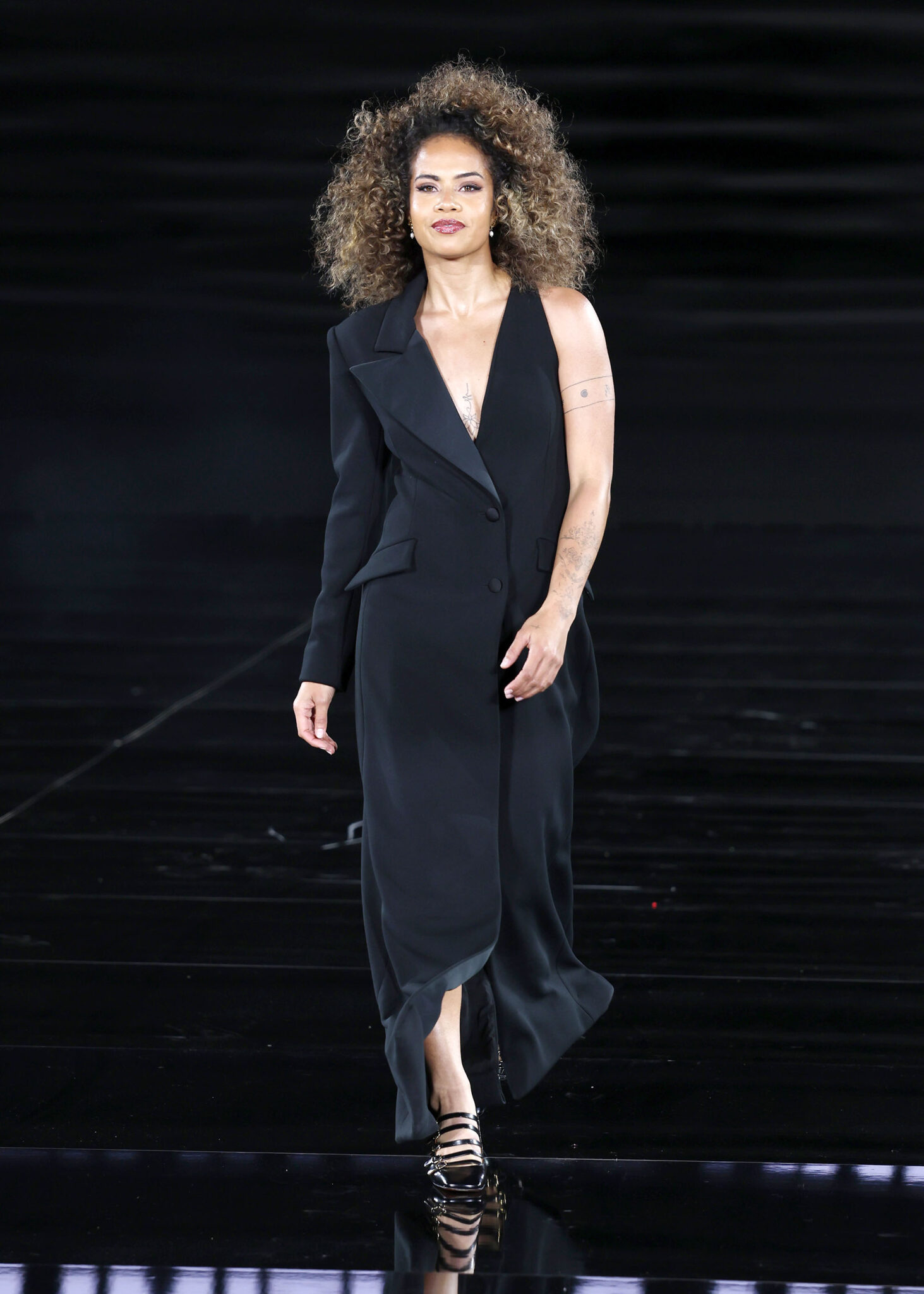 Mary Fowler just swapped the pitch for Paris Fashion Week, and made ...